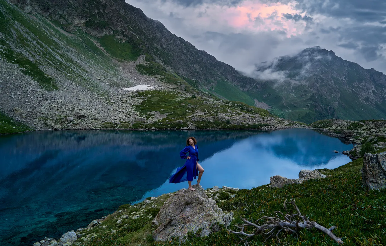 Wallpaper girl, mountains, nature, pose, the situation, Mike Naumenko ...