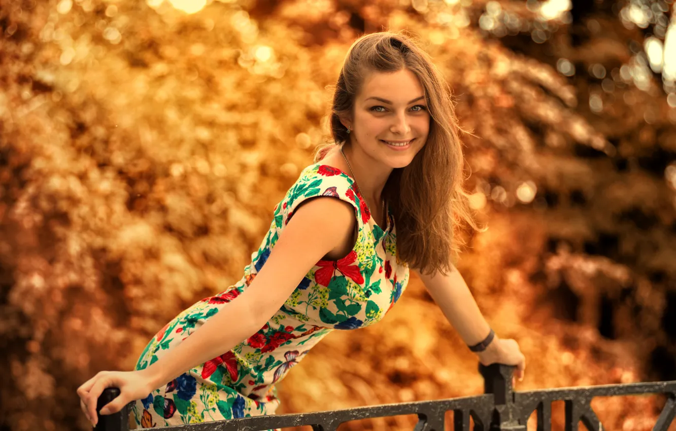 Wallpaper Autumn Look Girl Face Pose Smile Sweetheart Earrings