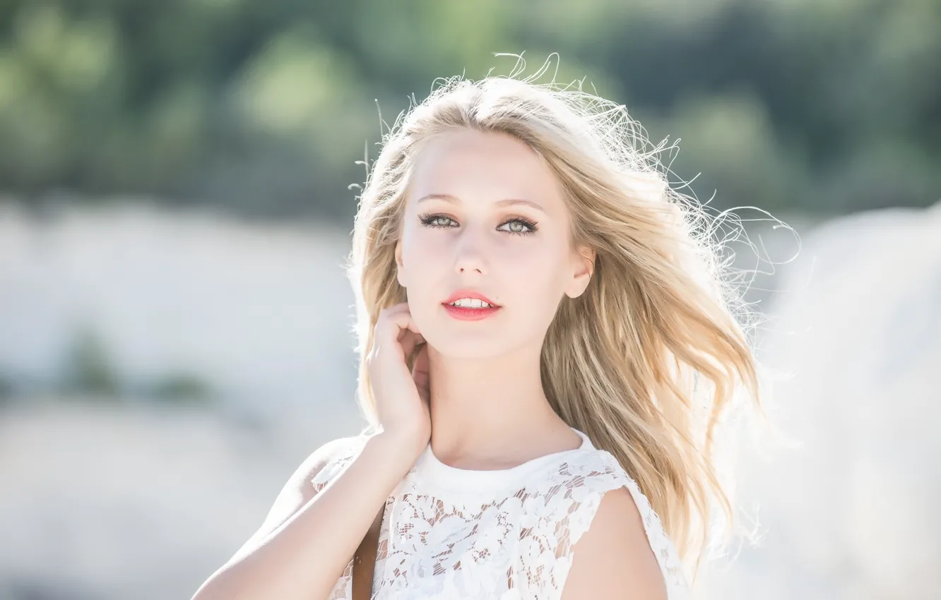 Wallpaper Girl, Model, Lips, Hair, Sitting, Emilie, Watching, Blouse ...