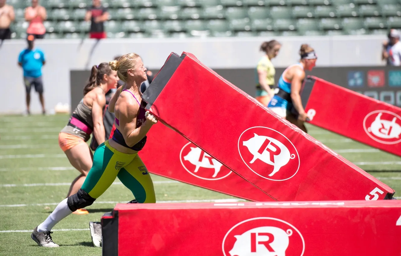 Wallpaper strength, Competition, technique, crossfit games, women ...