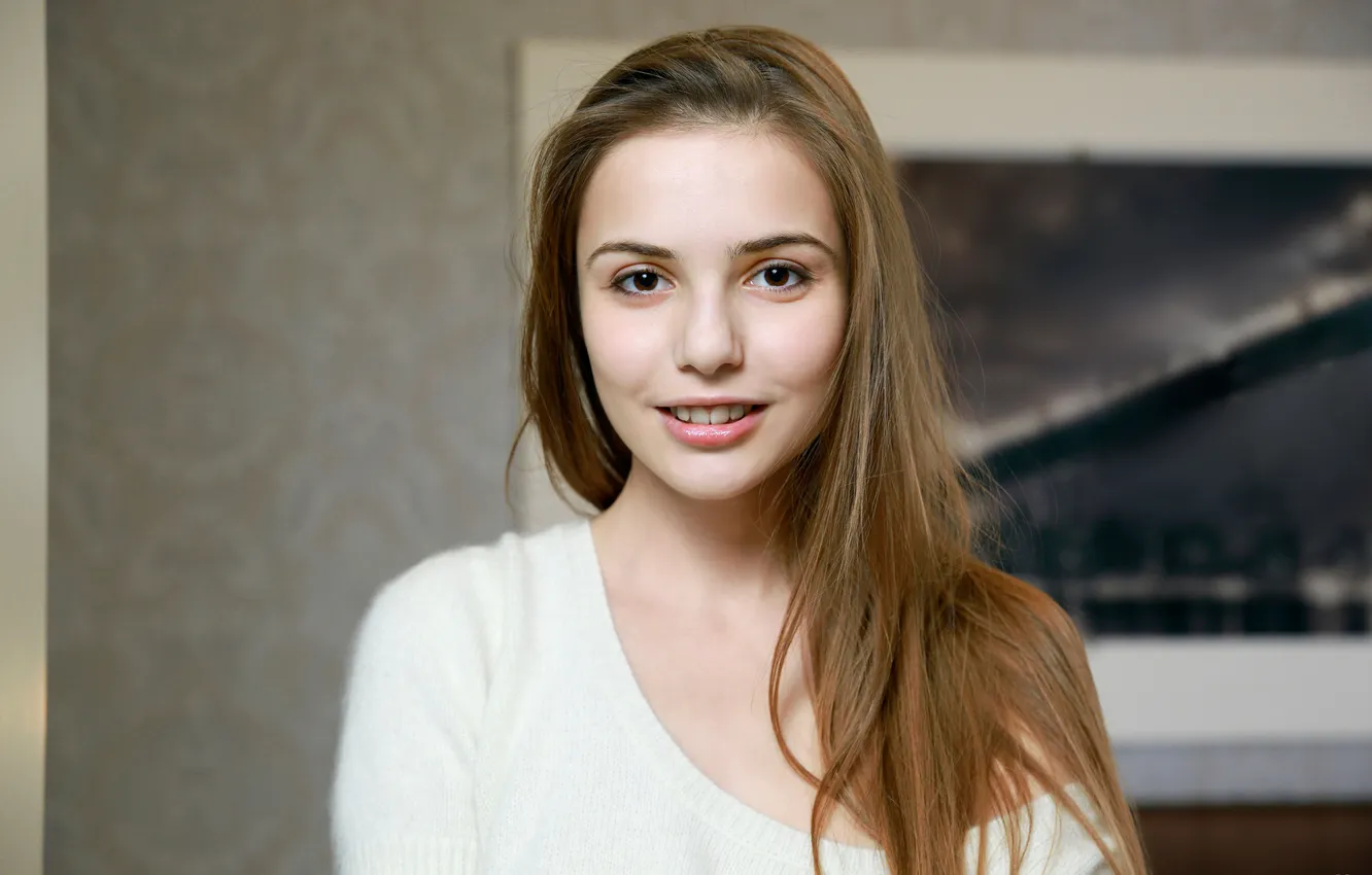 Wallpaper smile, model, portrait, sweater, It Tan for mobile and ...