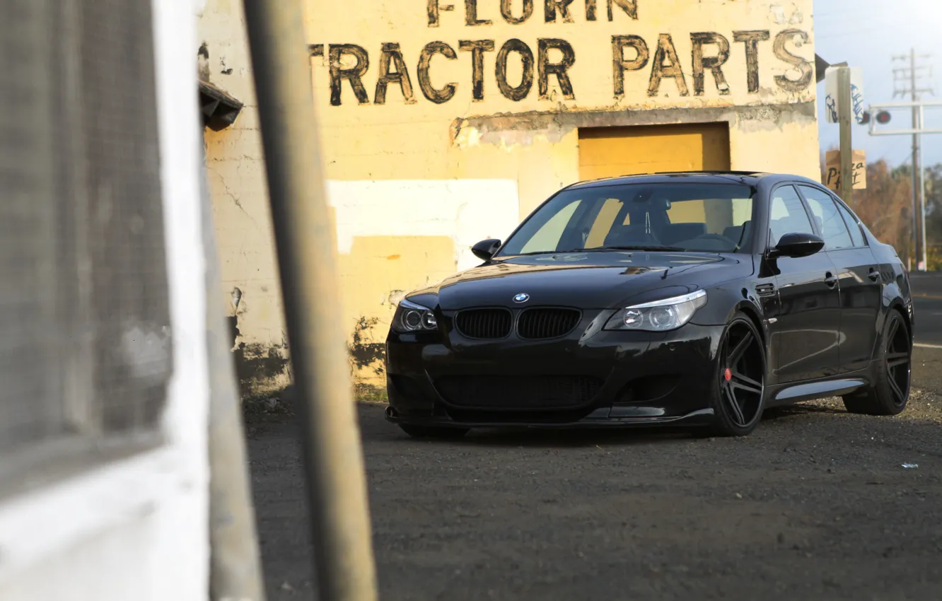 Wallpaper black, the inscription, the building, bmw, BMW, black, front ...