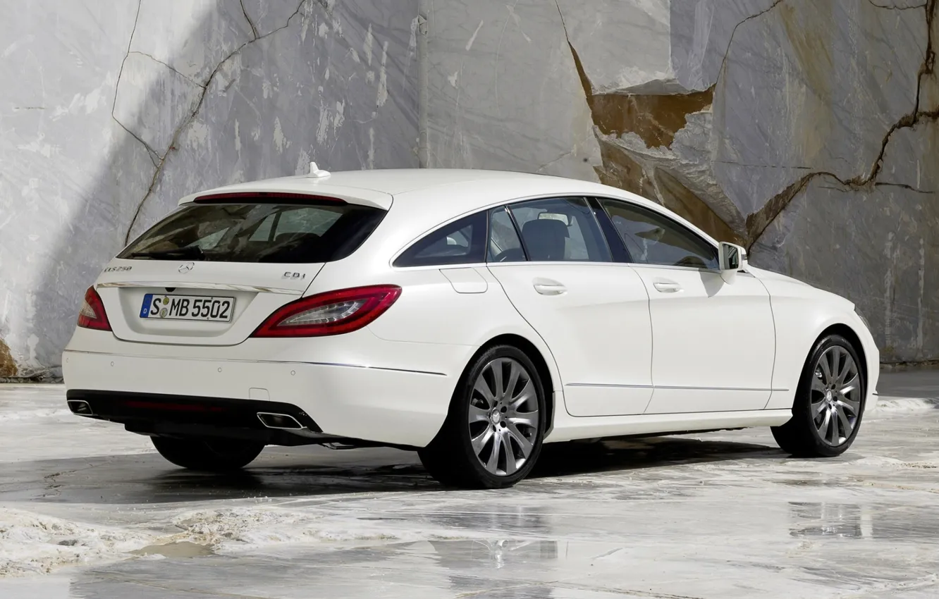 Wallpaper white, background, CLS, Mercedes, Mercedes, rear view ...
