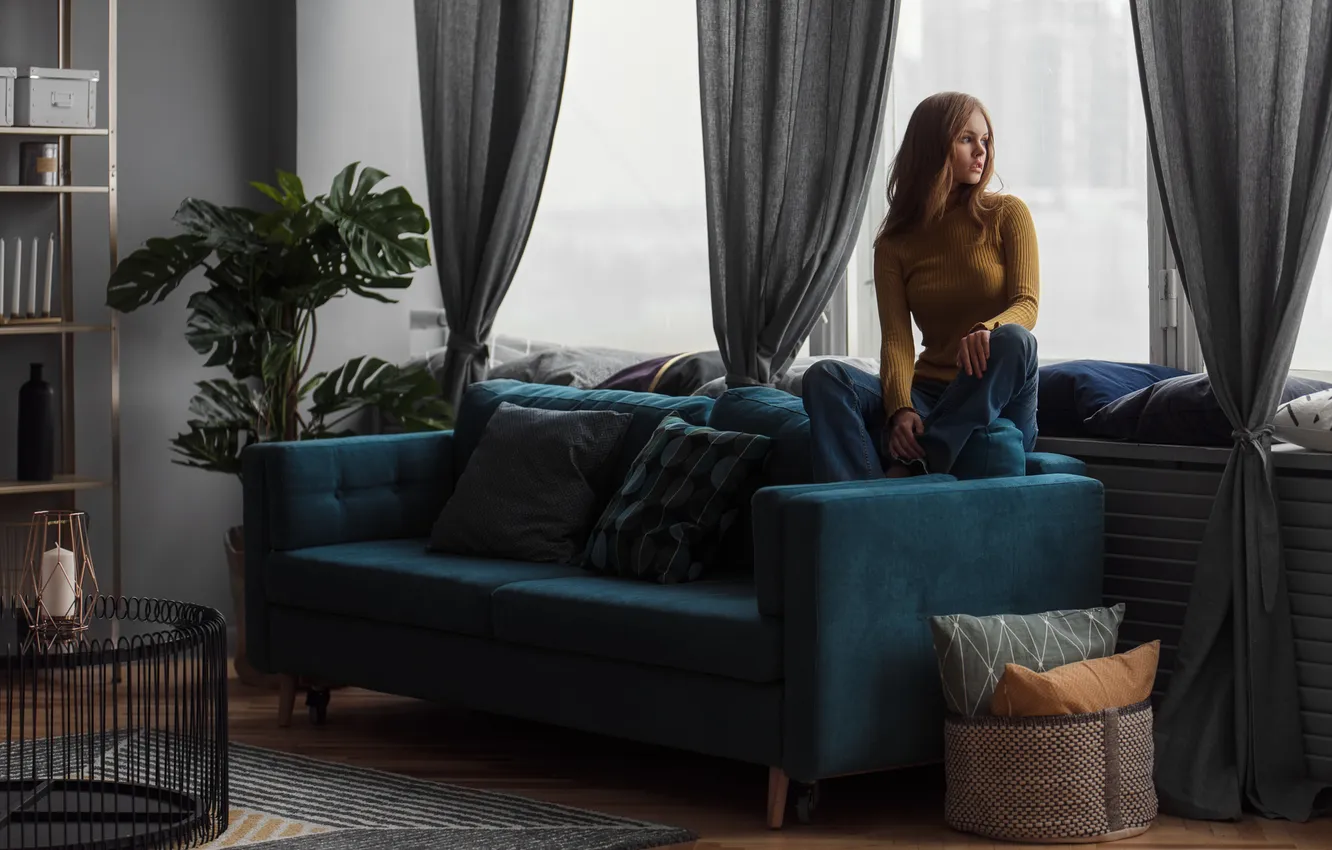 Wallpaper woman, young, beautiful, model, room, interior, long-haired ...