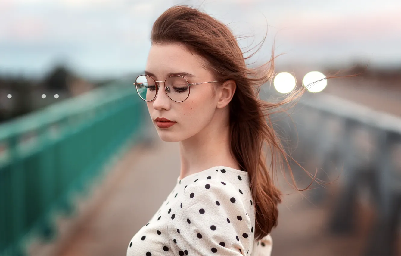 Wallpaper bridge, pose, model, portrait, makeup, glasses, hairstyle ...