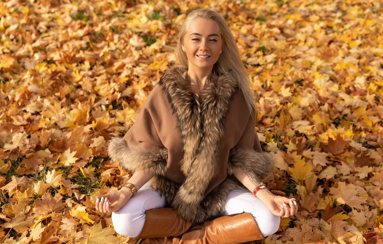 Wallpaper girl, sweetheart, model, Autumn, Watch, Mike, Smile, blonde ...