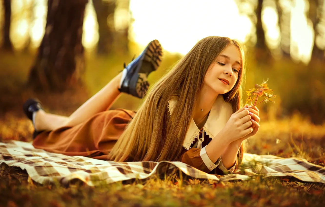 Wallpaper trees, pose, smile, stay, foliage, positive, girl, Olga Levina for mobile and desktop ...