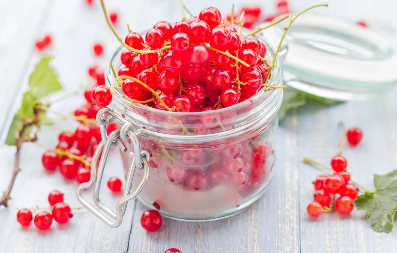 Wallpaper berries, table, Board, Bank, placer, red, currants for mobile ...