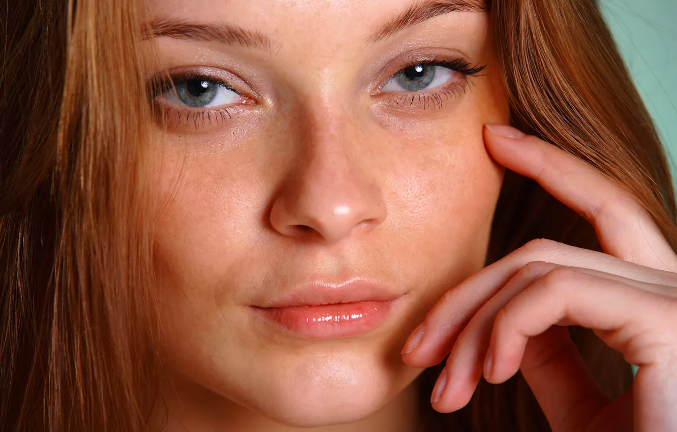 Wallpaper girl, green eyes, brown hair, angel, lips, look, little, cute ...