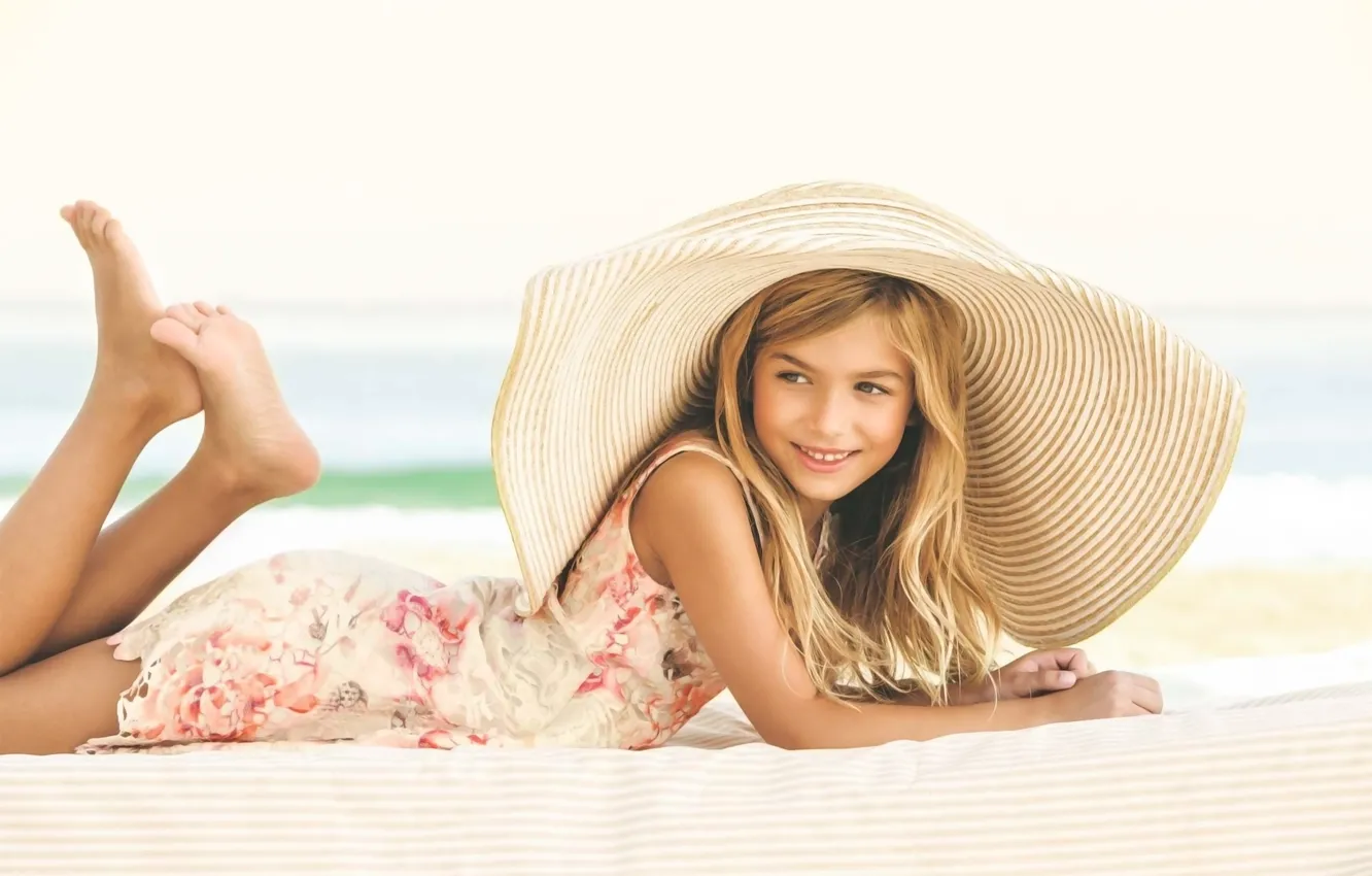 Wallpaper Girl Long Hair Dress Smile Beautiful Pretty Lips Face 2852