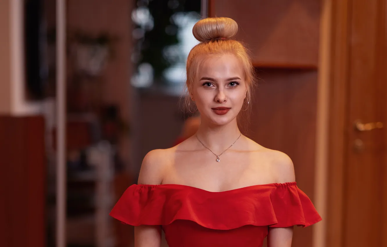 Wallpaper look, girl, makeup, beauty, chain, shoulders, Andrew ...