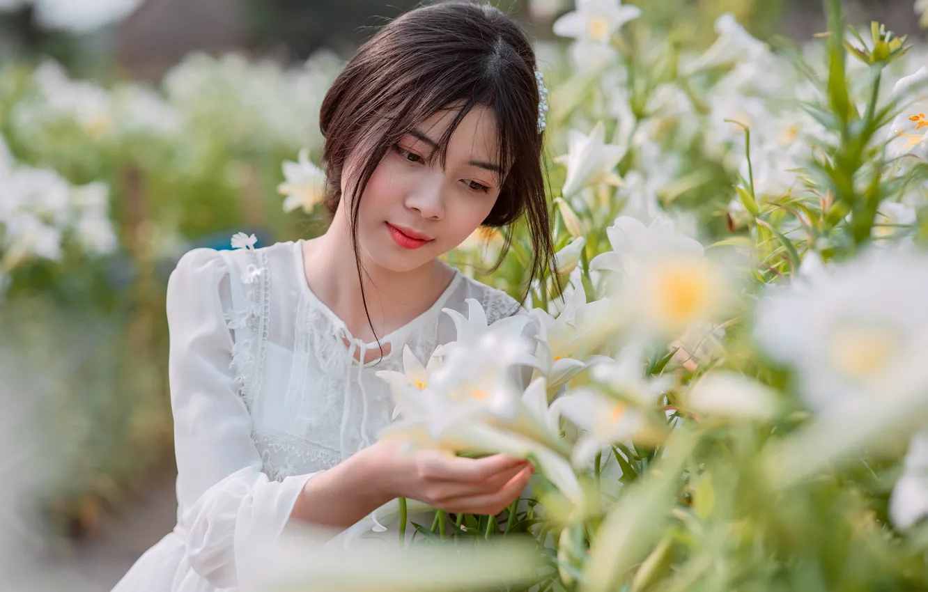 Wallpaper summer, look, girl, flowers, nature, pose, portrait, makeup ...