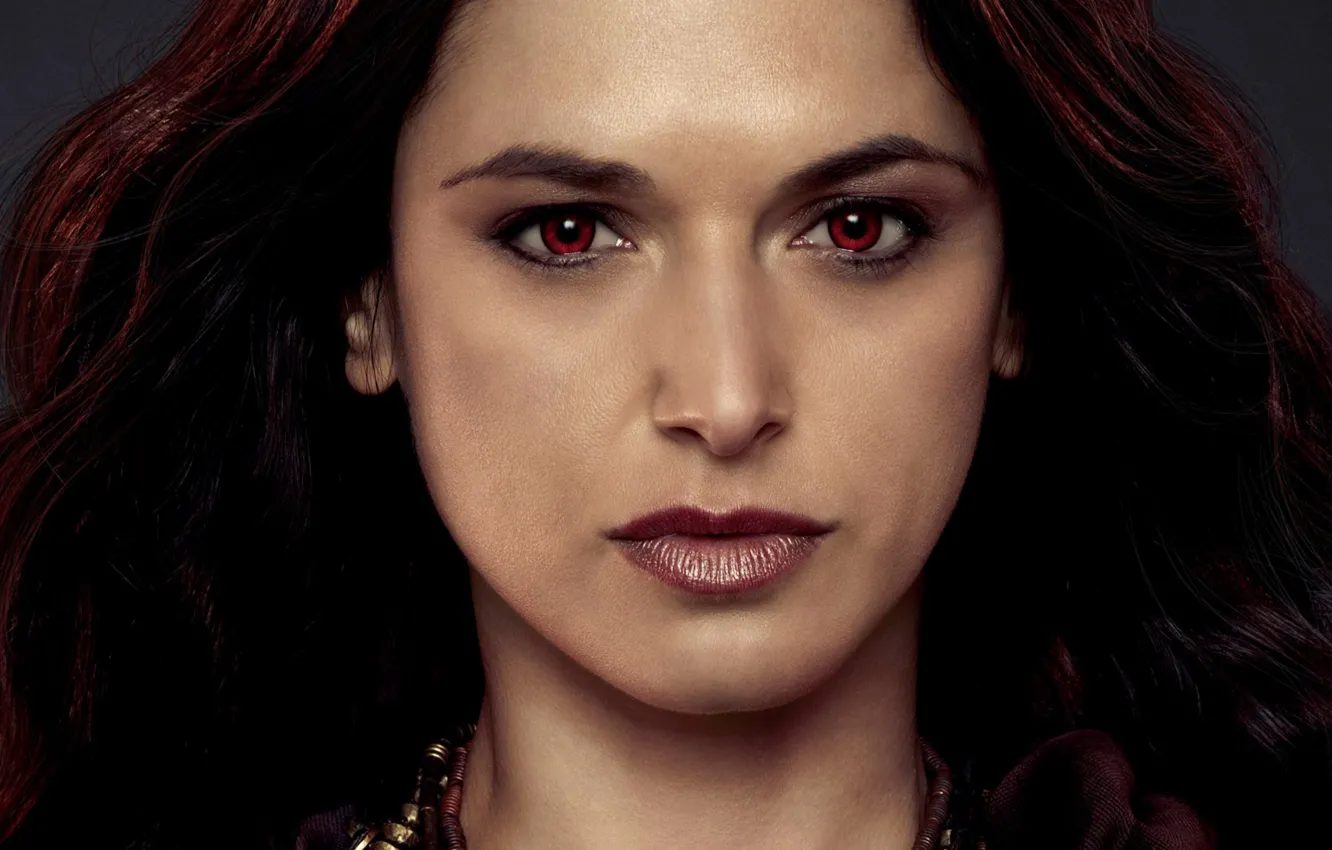 Wallpaper girl, vampire, red eyes, The Twilight Saga Dawn, The Twilight ...