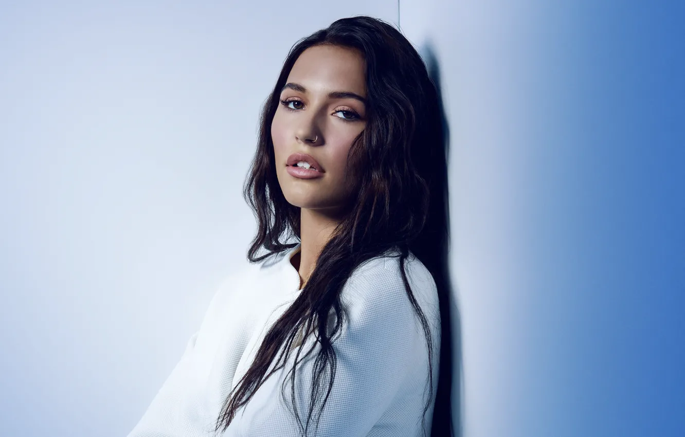 Wallpaper singer, long hair, Lennon Stella for mobile and desktop ...