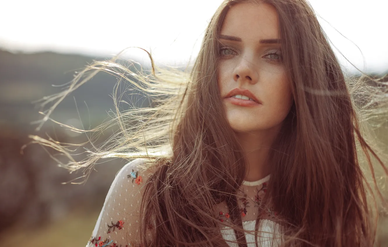 Wallpaper look, the sun, the wind, hair, portrait, makeup, hairstyle ...