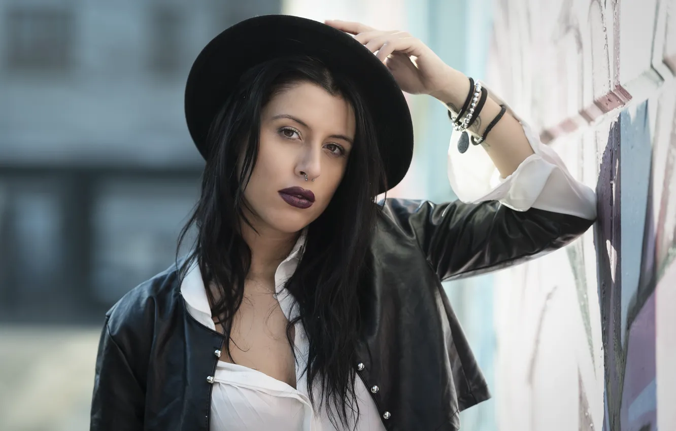 Wallpaper look, girl, face, hat, Giulia for mobile and desktop, section ...