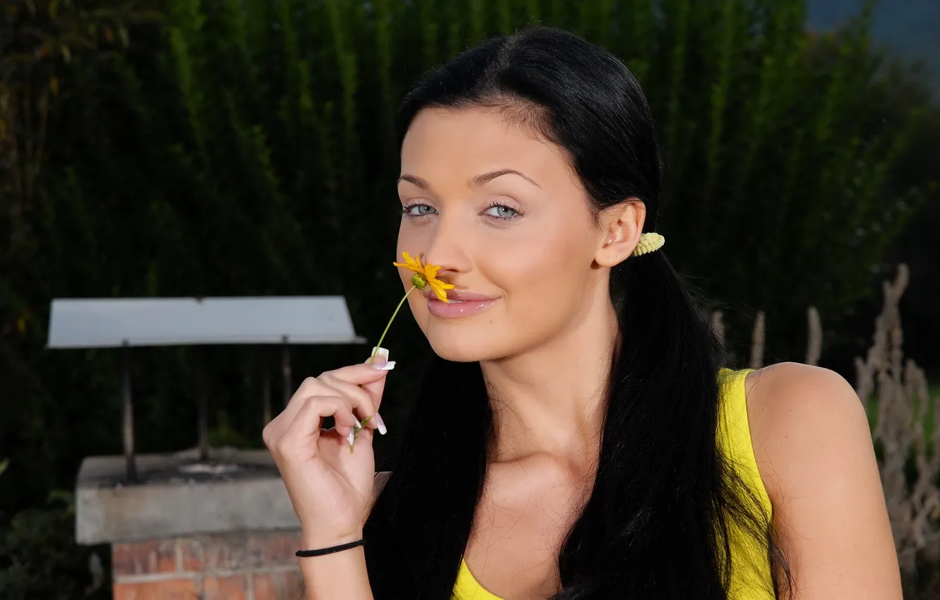 Wallpaper Model Sexy Aletta Ocean Brunette Flower For Mobile And