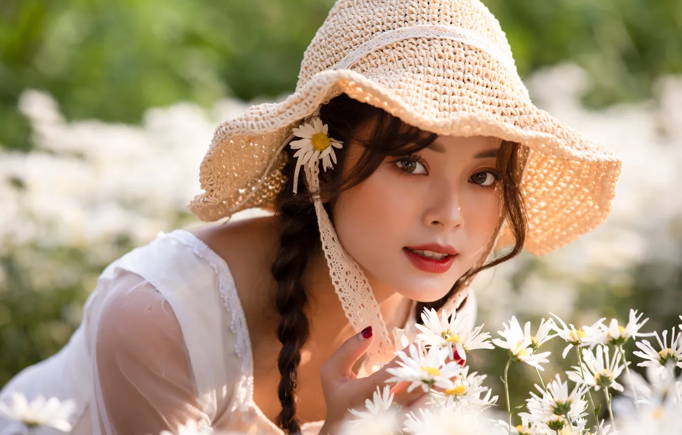 Wallpaper Look Girl Flowers Nature Chamomile Hat Brunette Braids