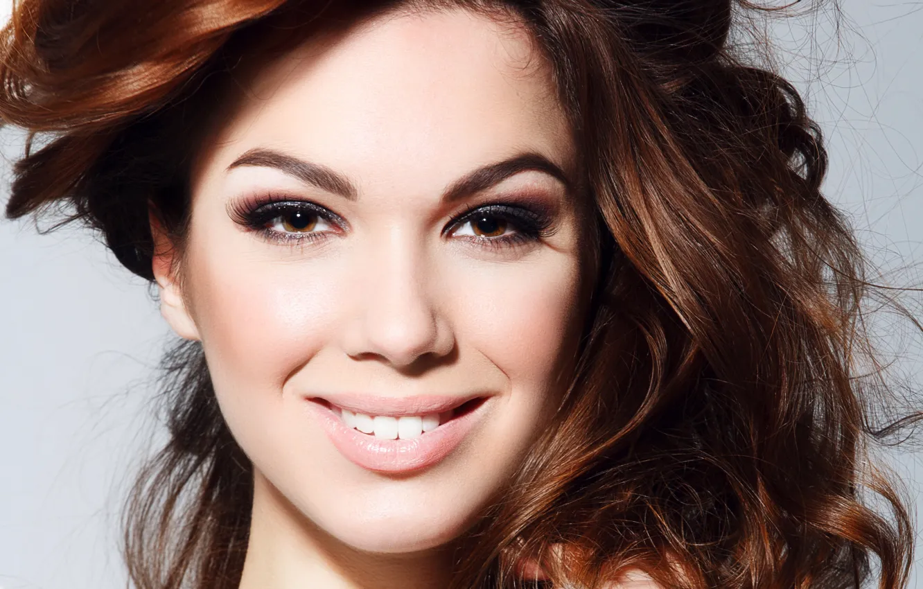 Wallpaper girl, smile, mood, model, brown eyes images for desktop ...