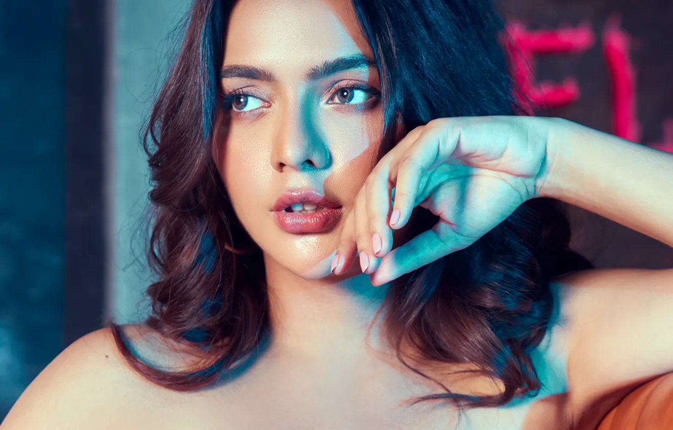 Wallpaper girl, hot, sexy, fashion, eyes, smile, beautiful, figure for mobile and desktop ...