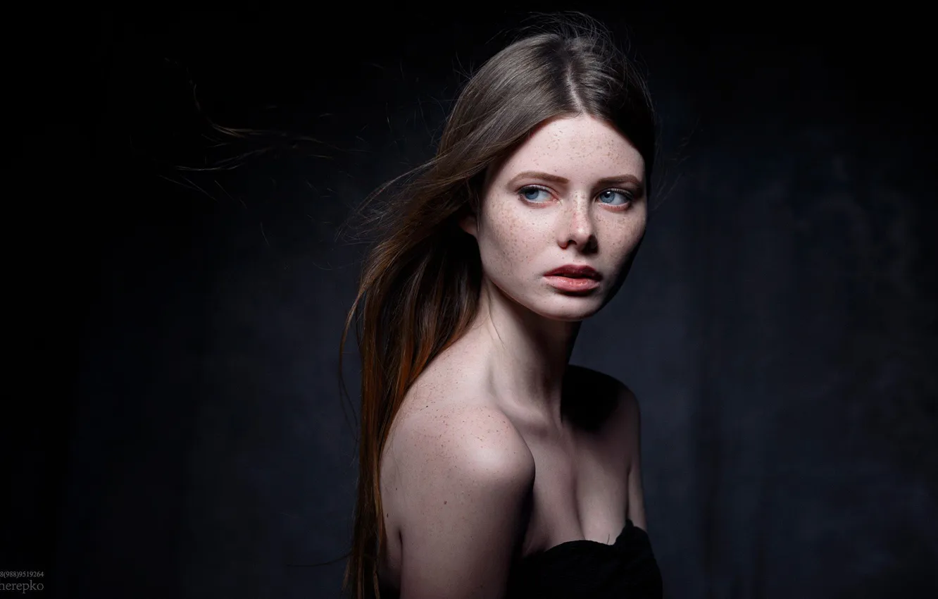 Wallpaper look, Elena, the dark background, Paul Cherepko for mobile ...