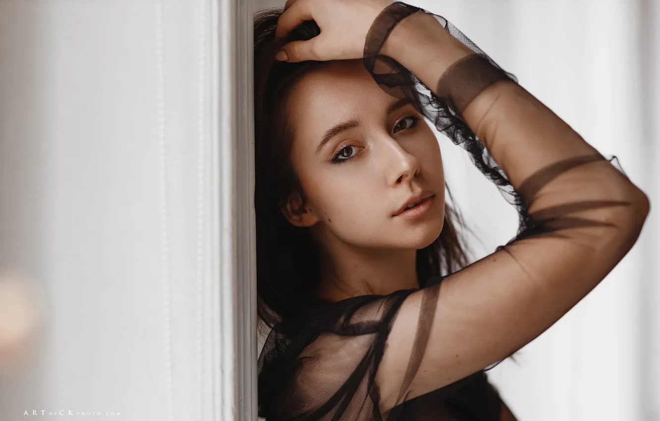 Wallpaper Look Girl Face Pose Hand Portrait Stepan Kvardakov Anastasia Grin For Mobile