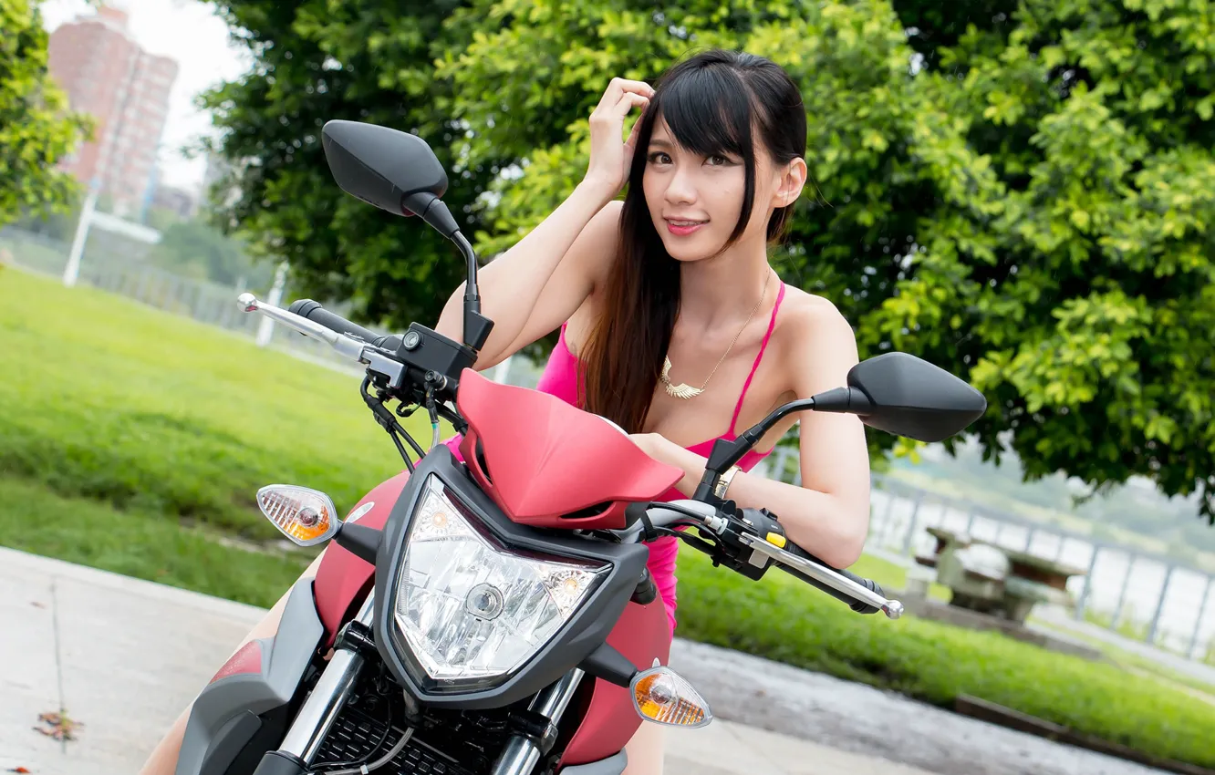Wallpaper look, Girls, motorcycle, Asian, beautiful girl, posing on a motorcycle, SYM T2 for ...