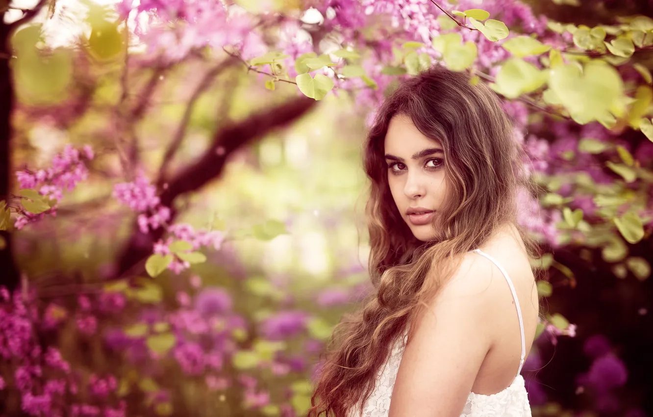 Wallpaper look, girl, face, pose, portrait, makeup for mobile and ...