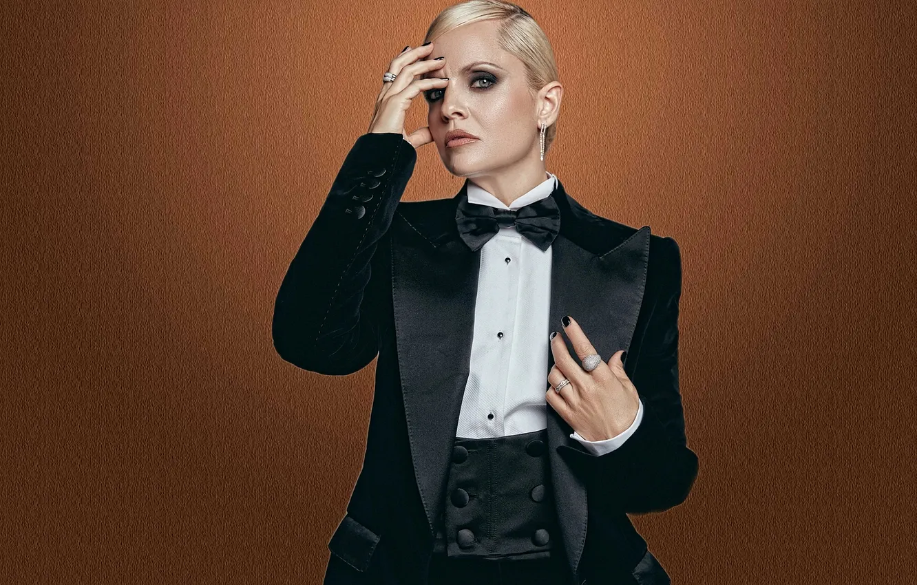 Wallpaper look, pose, actress, costume, Mena Suvari, beautiful ...