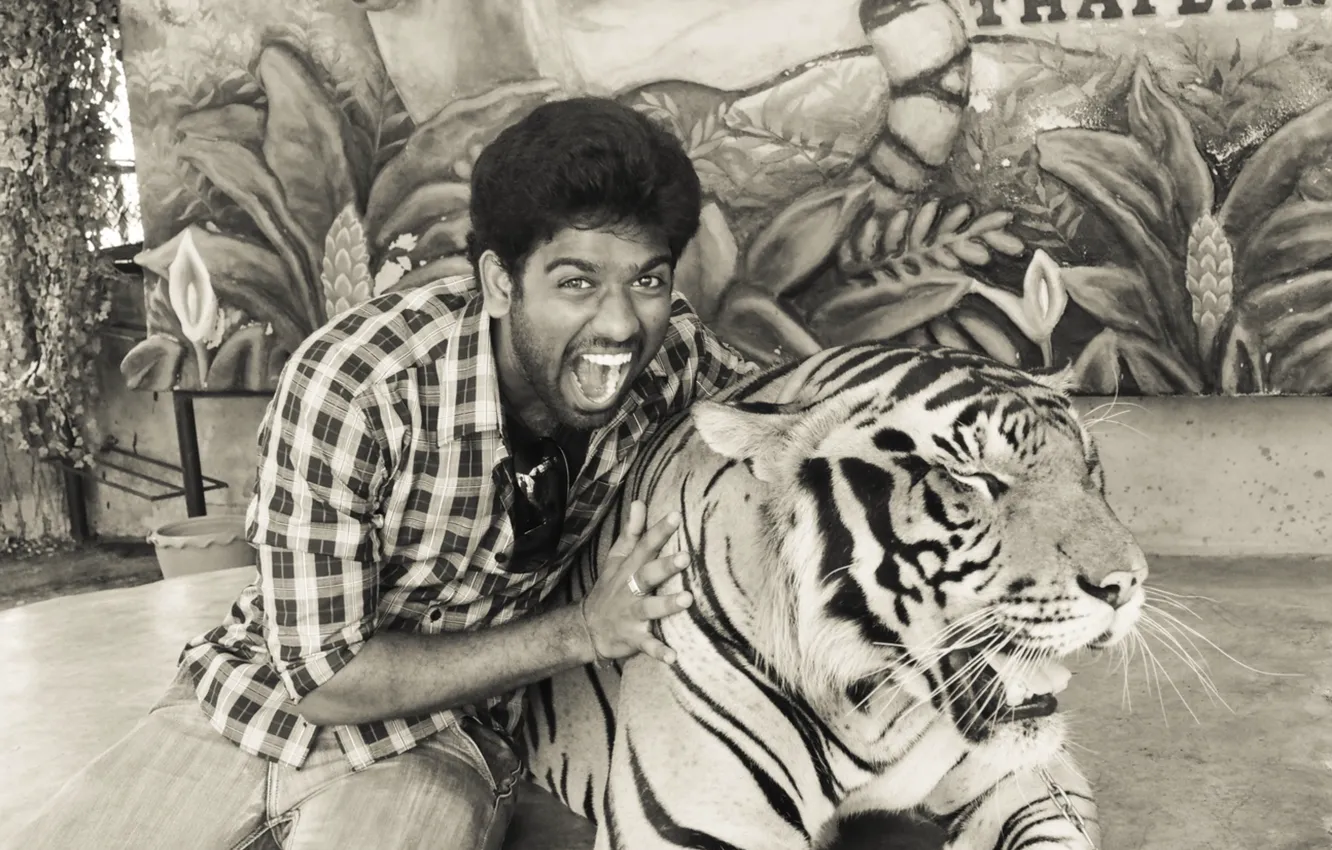 Wallpaper people, man, look, thanujan, thanujan thanabalasingam ...