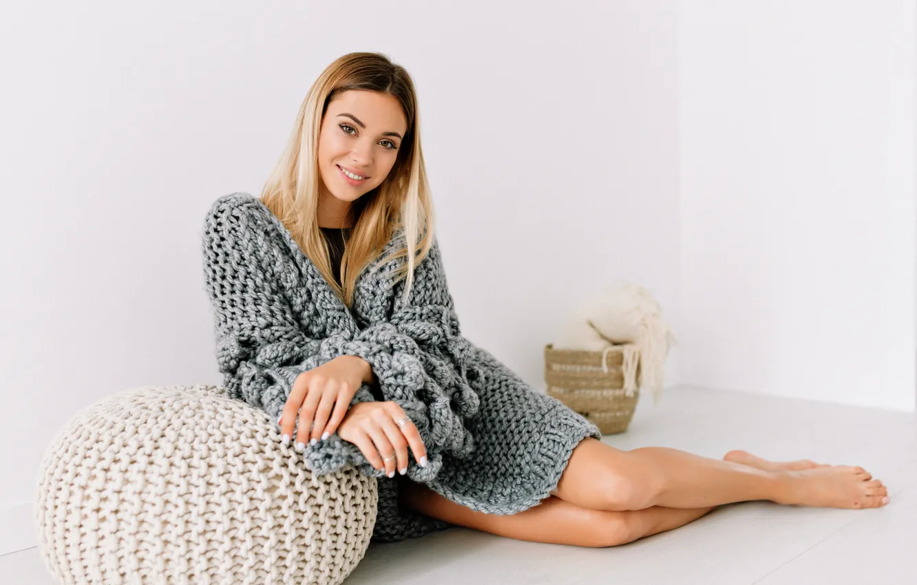 Wallpaper girl, beautiful, sweet, look, blonde, dyed, sweater, knitted ...