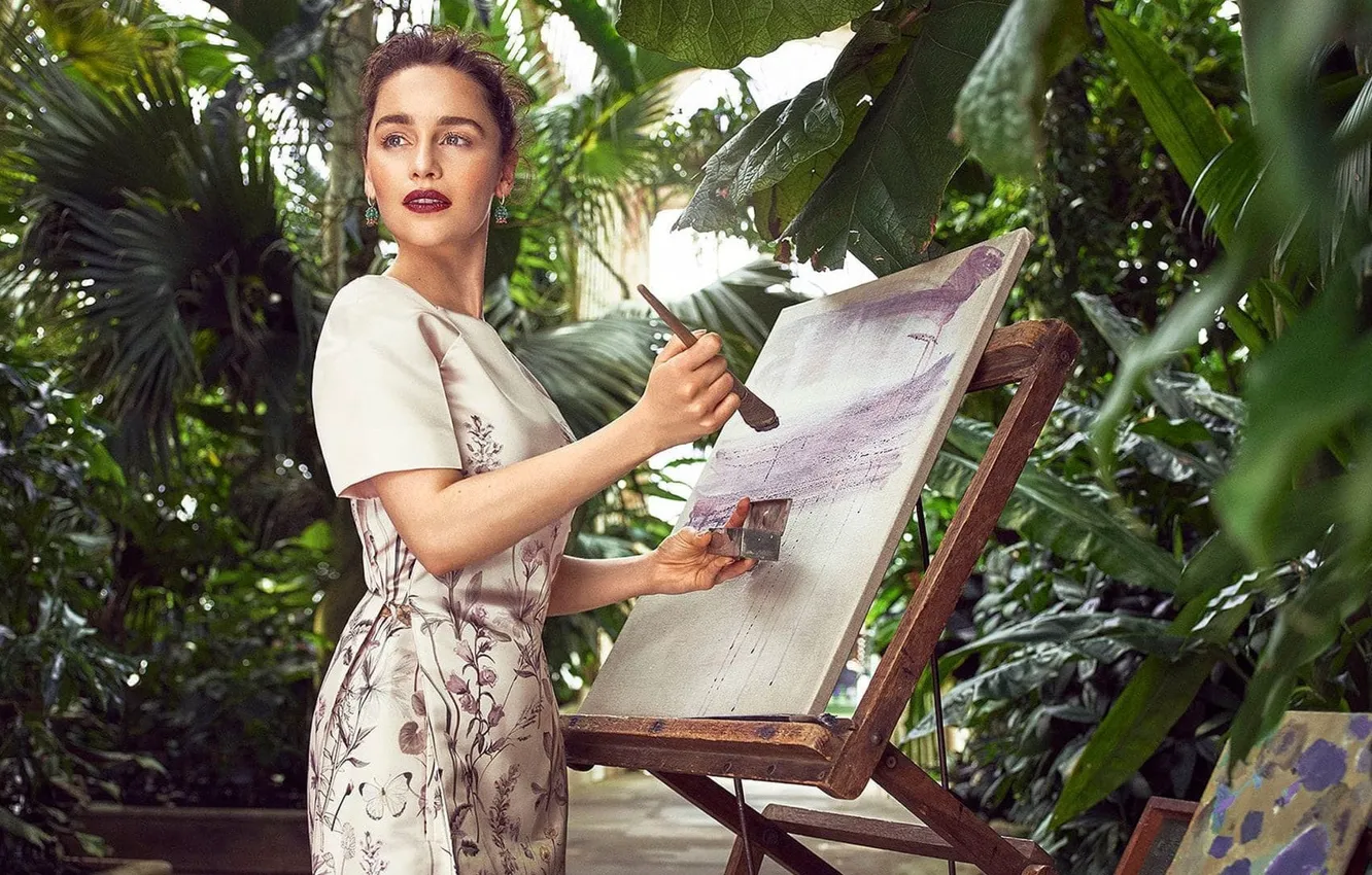 Wallpaper look, figure, dress, actress, jungle, beautiful, brush, easel ...