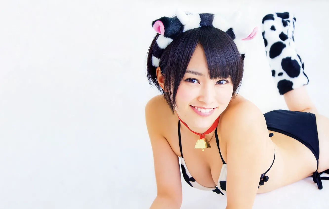 Wallpaper girl, sexy, ass, cleavage, boobs, smile, beautiful, short ...