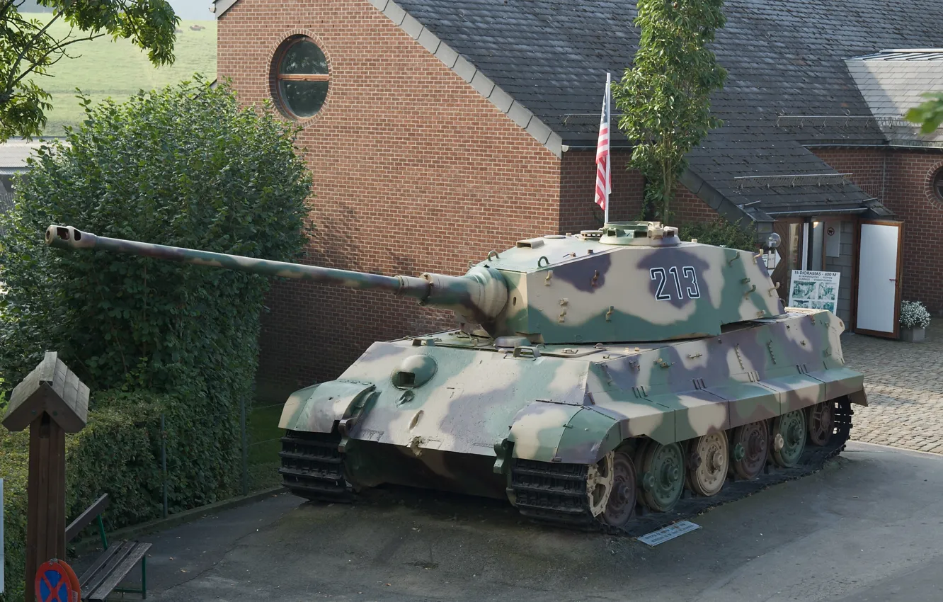 Wallpaper tank, Belgium, The second world war, German, heavy, "Royal ...
