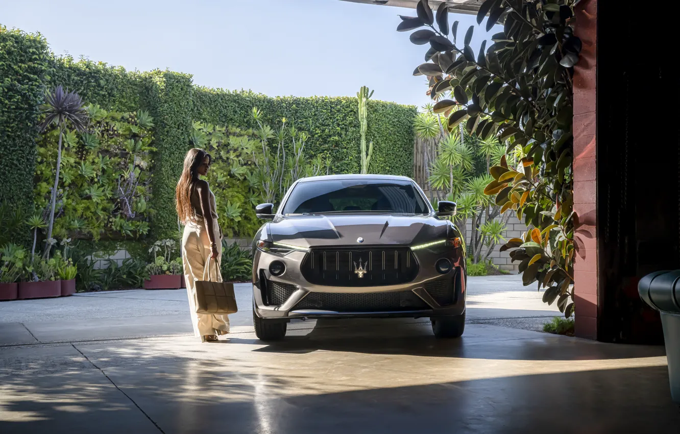 Wallpaper Maserati, girl, front, luxury, Levante, Maserati Levante Modena S for mobile and ...