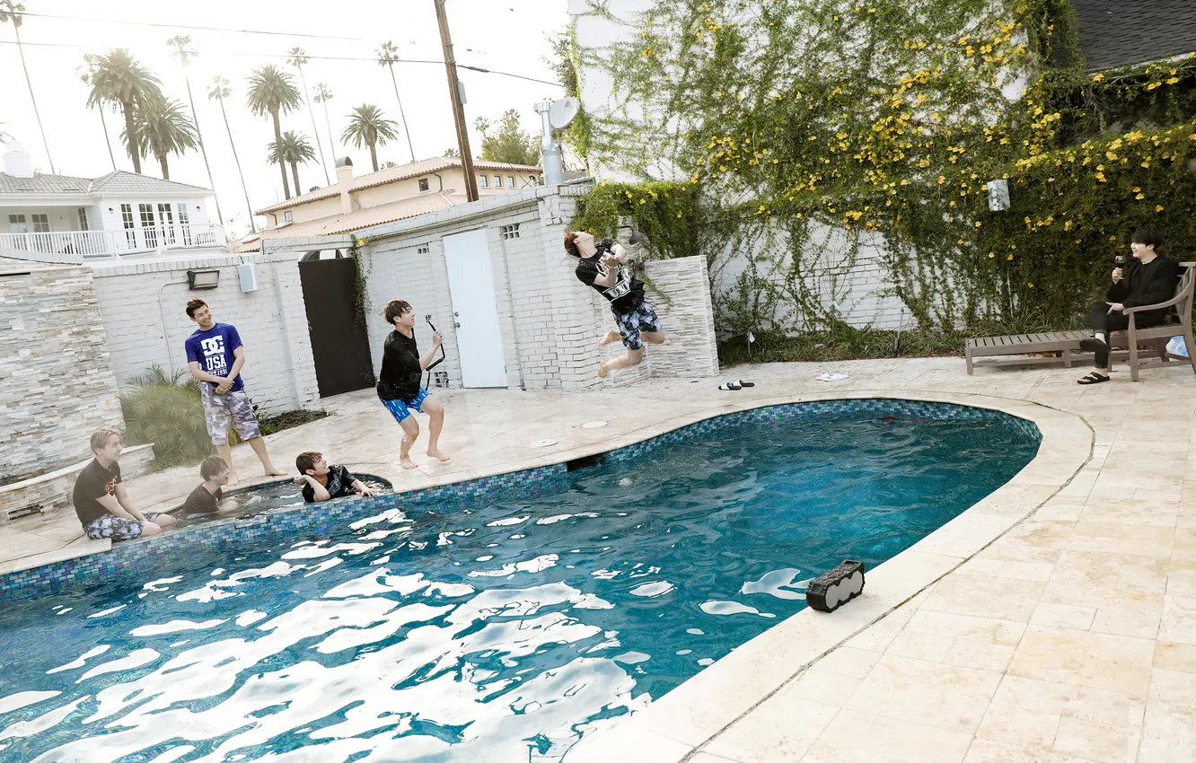 Wallpaper jump, pool, music, Asia, Korea, K-pop, celebrities, Kim ...