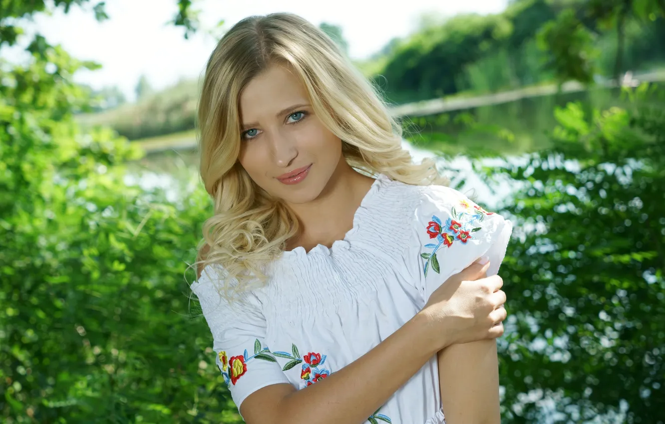 Wallpaper blue eyes, model, Lisa Dawn, Summer Dress, WOman Outside for ...