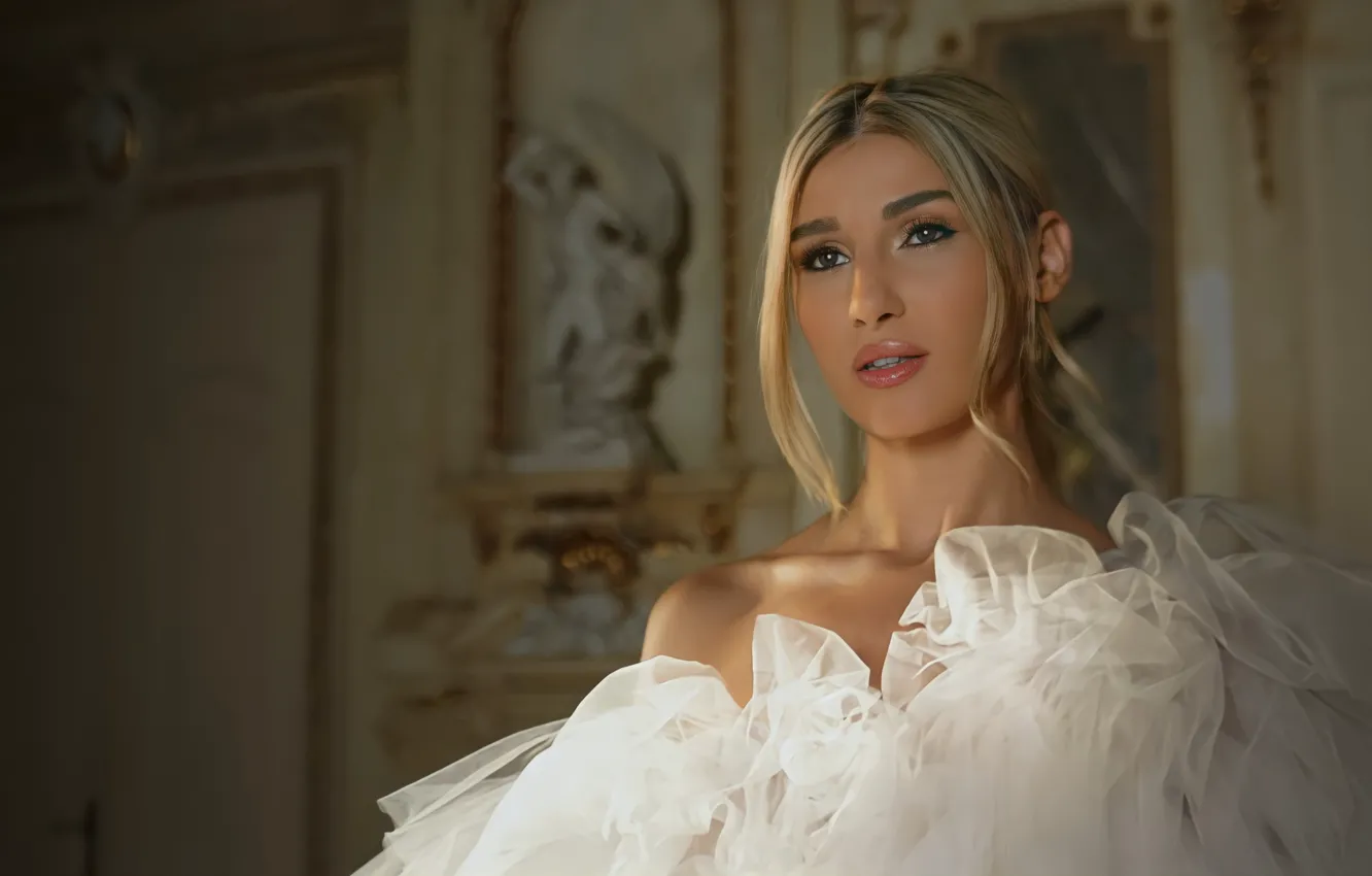 Wallpaper music, girl, eyes, model, pretty, singer, artist, blonde for ...