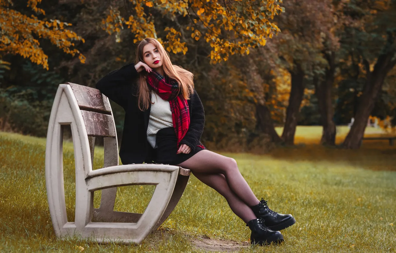 Wallpaper girl, park, model, bench, Sweetheart for mobile and desktop ...