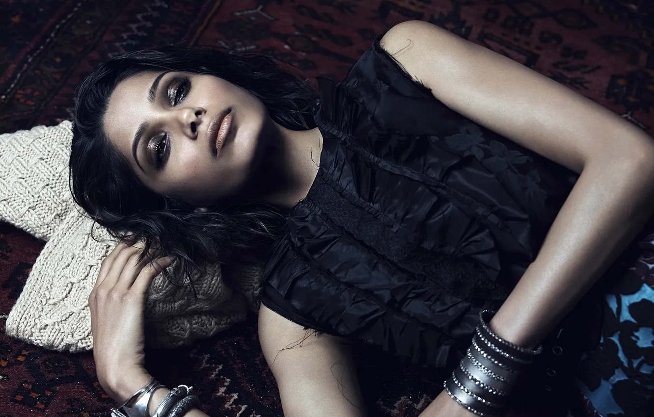 Wallpaper model, actress, brunette, photoshoot, Freida Pinto, Freida ...