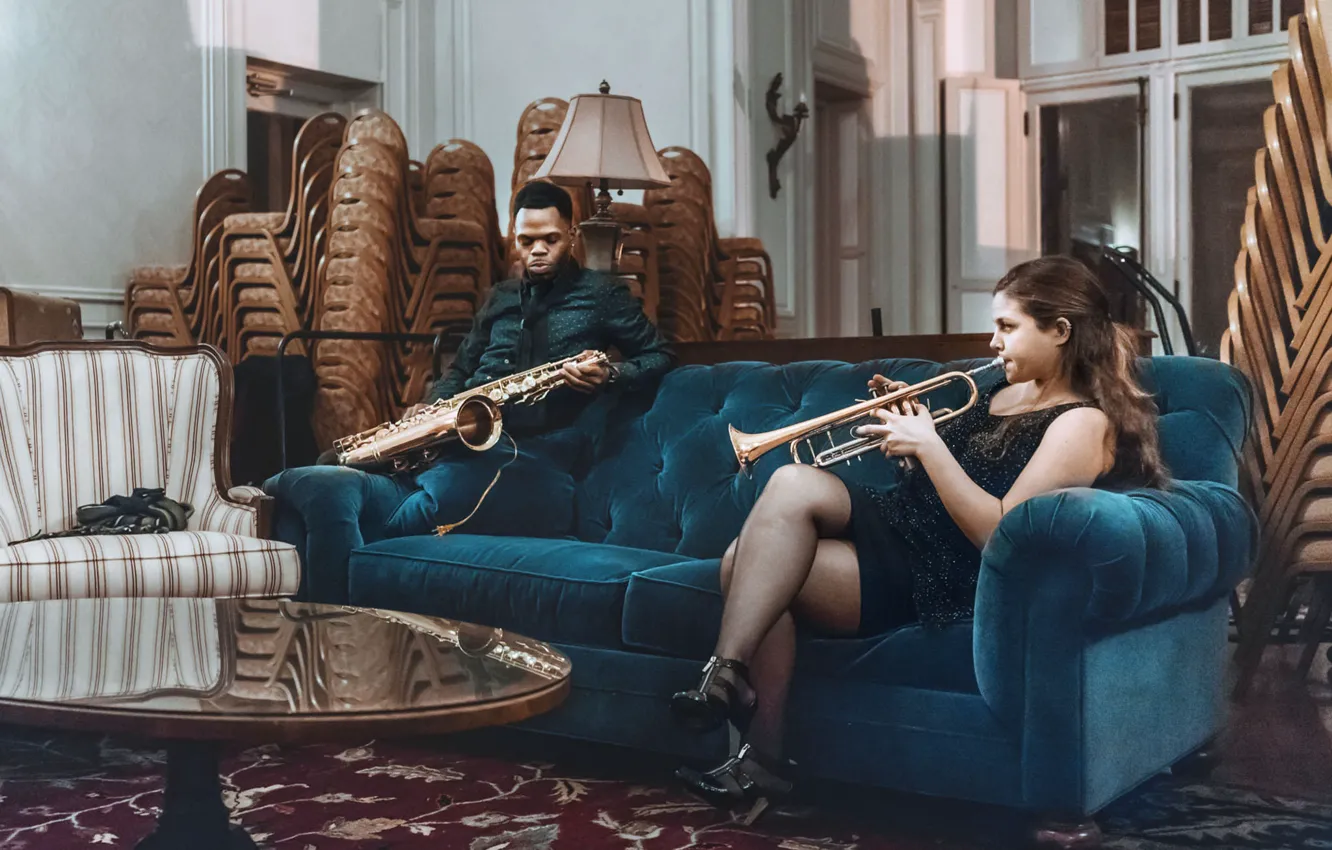 Wallpaper girl, blue, man, living room, sofa, velvet, saxophone ...