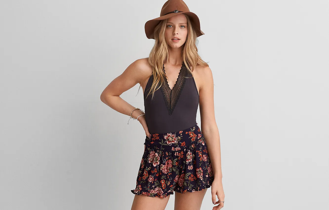 Wallpaper shorts, blouse, woman, young, beautiful, model, Abby Champion ...